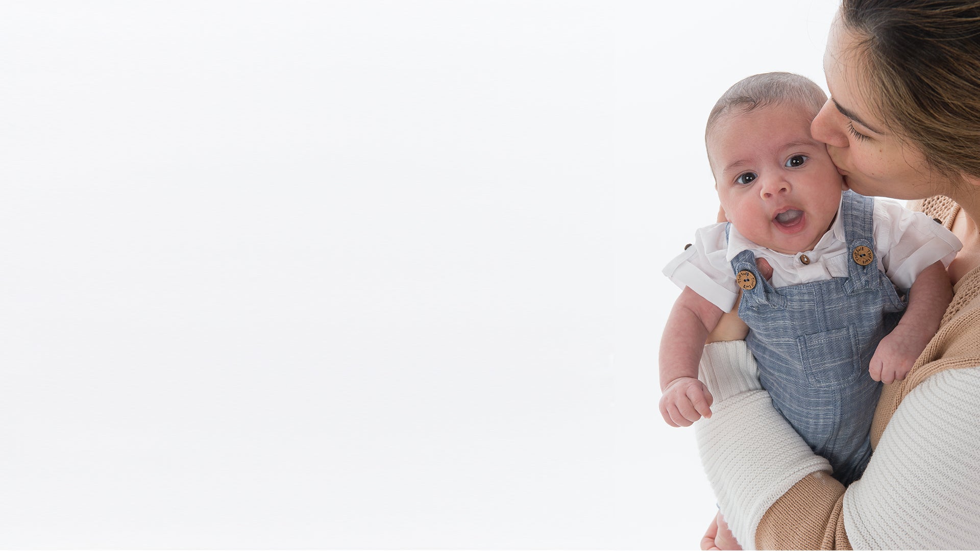 The Importance of Outfits that Grow with Your Baby – Tiny Twig India